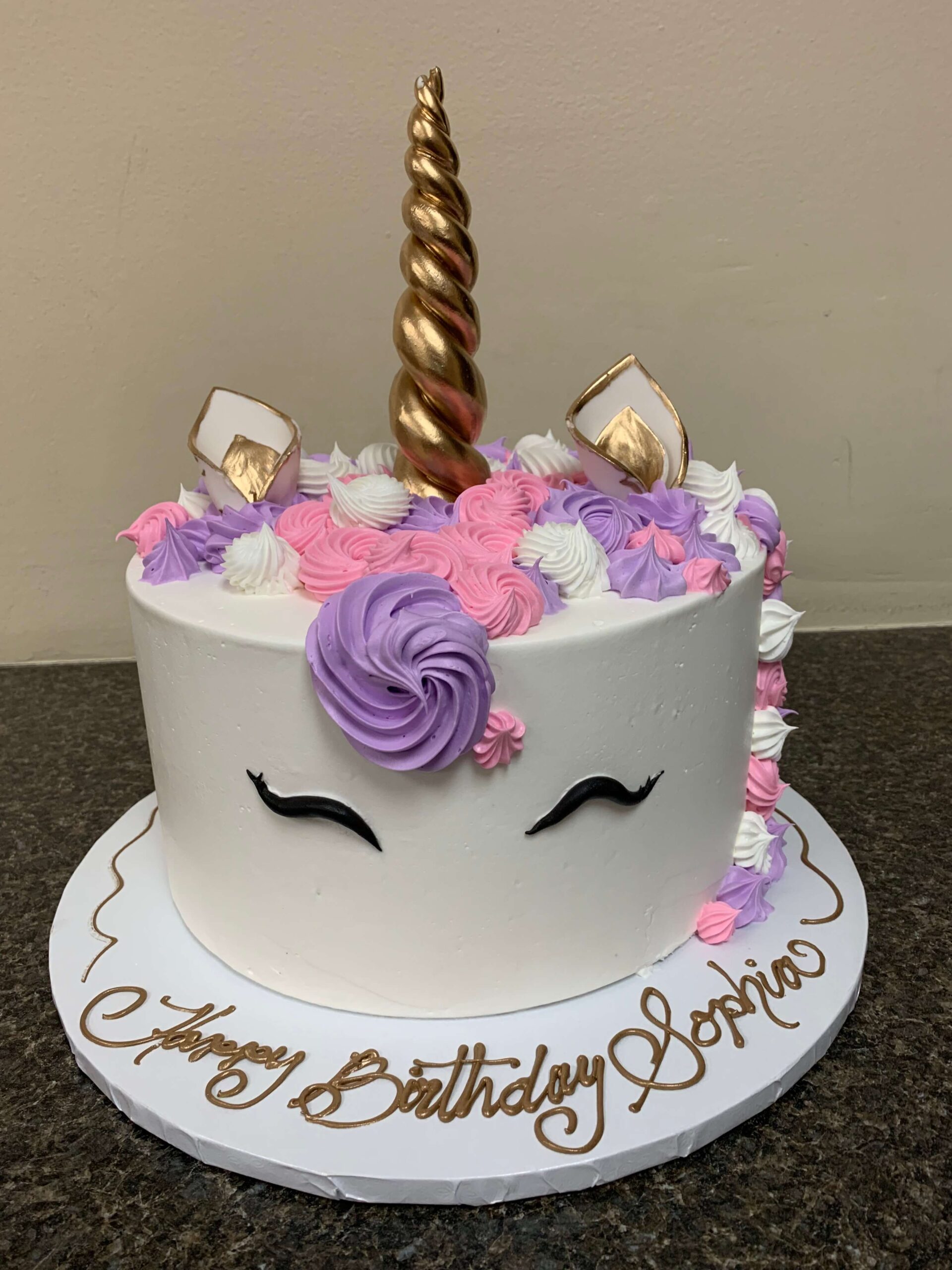 Custom Cake Gallery : Goldstar Bakery