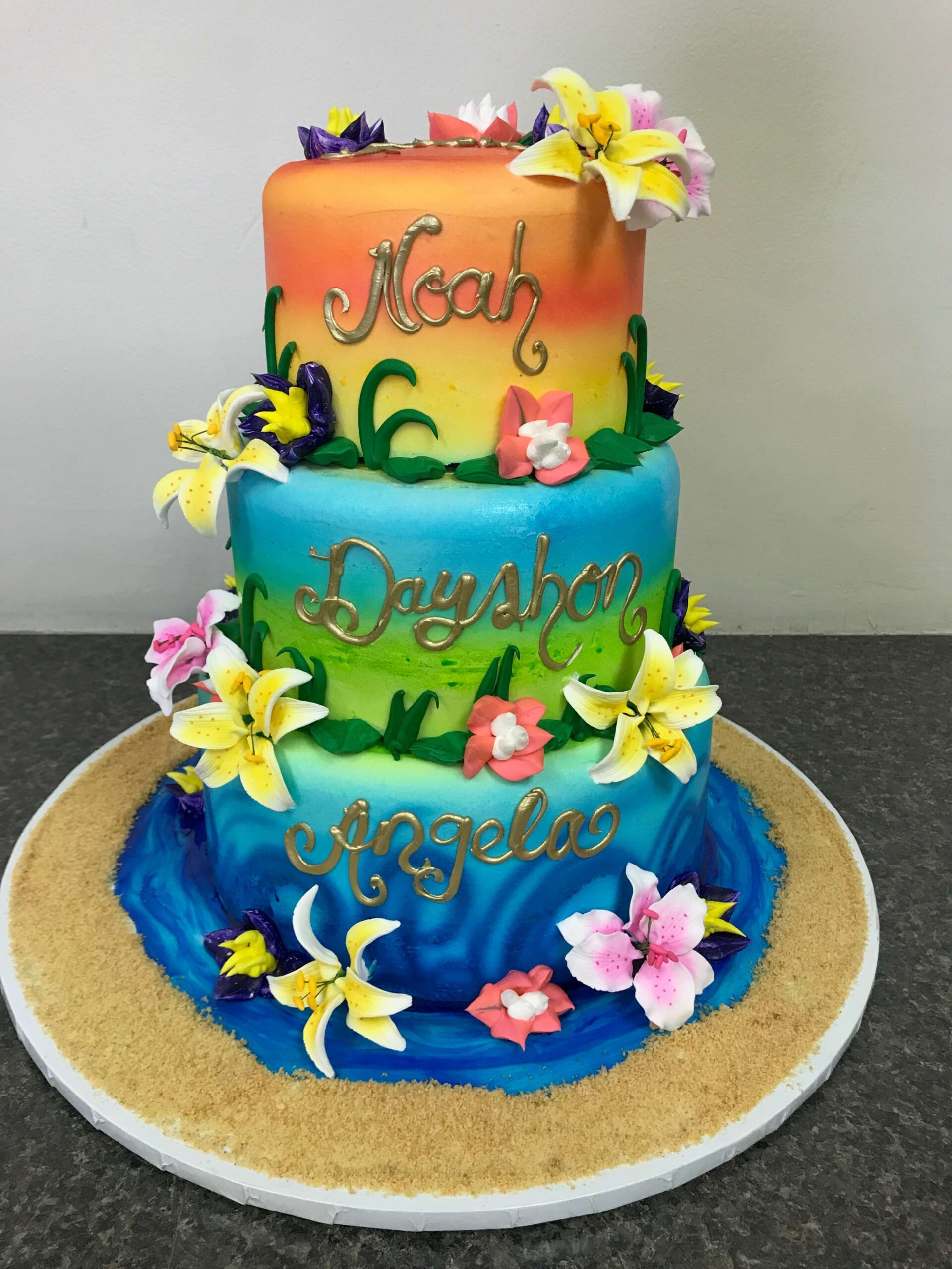 Custom Cake Gallery : Goldstar Bakery